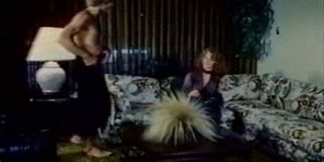 Lisa De Leeuw Real Sex Butt Scene In Mascara