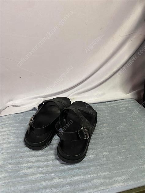 루이비통 남성 샌들샌달슬리퍼270 275사이즈 기타 수입명품 중고나라