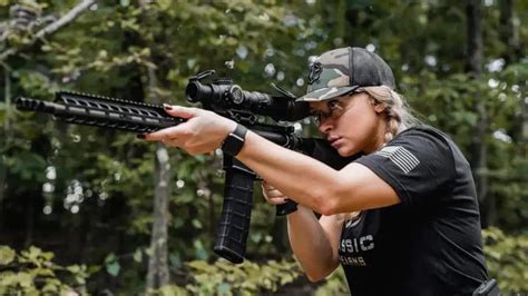 Kaydi Stone R Hotchickswithguns