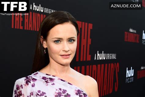 Alexis Bledel Sexy Photos Collection Aznude