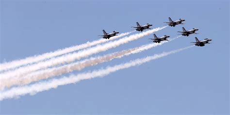 Thunderbirds Fly Over Las Vegas Valley On Monday Local Las Vegas Local