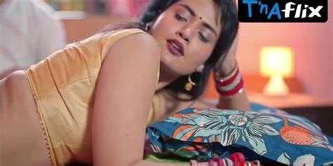 Manvi Chugh Sexy Scene In Jabariya Dulhan