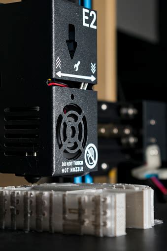 회색 생분해성 Pla 필라멘트 Ecofil 3d 개체로 모델을 인쇄하는 3d 프린터 0명에 대한 스톡 사진 및 기타 이미지 0명 3d 프린팅 필라멘트 3차원 인쇄