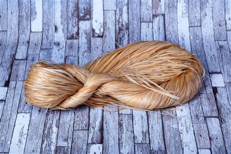 Лыко для рукоделия, декора, поделок Lyko_Natural / 2500 грамм - купить ...