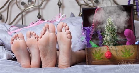 Plan à 3 Avec Marie Jeanne Les 5 Meilleurs Produits Sexuels