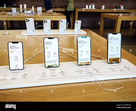Complete Range Of Iphone 13 Pro And Max Versions At The Apple Store As