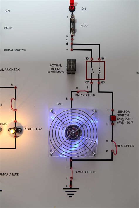 Simple And Efficient Cooling Fan Circuit Design