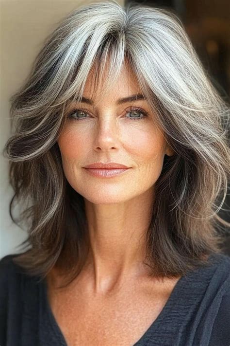 29 Youthful Hairstyles For The Over 60 Woman Medium Length Hair