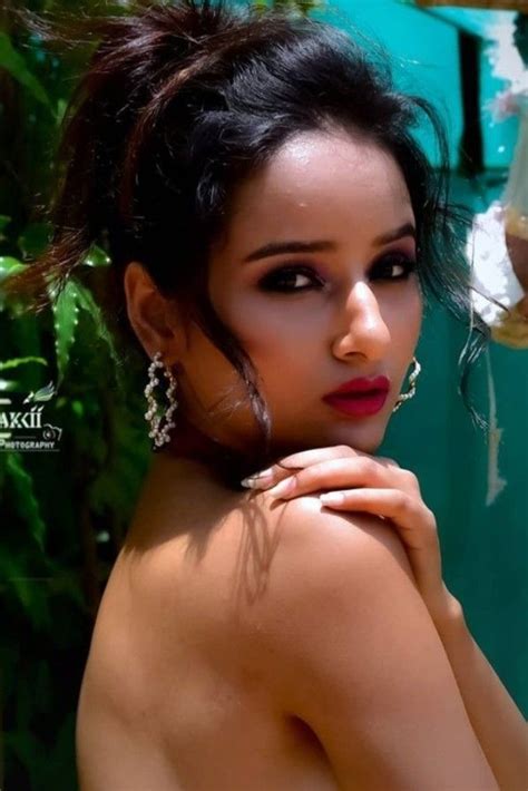 Pin By Beric Dondarrion On Beauty Life Hacks Beauty 10 Most