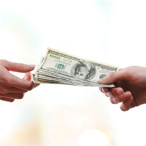 Man Forces Obese Plane Passenger To Pay Him For Taking Up Half His Seat Yourtango