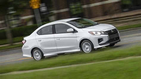 2023 Mitsubishi Outlander Prices Reviews And Photos Motortrend