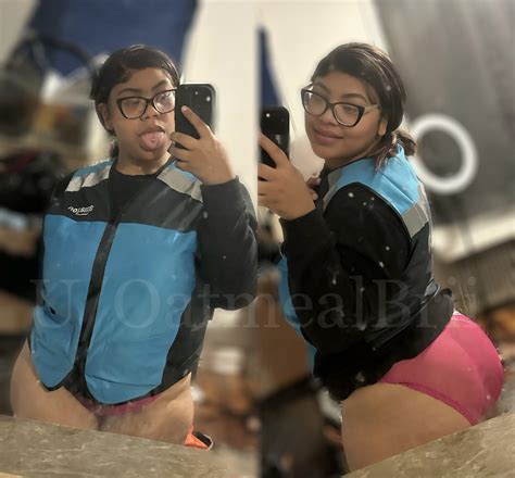 Whos Got The Biggest Package Im Trynna Unload Rthick
