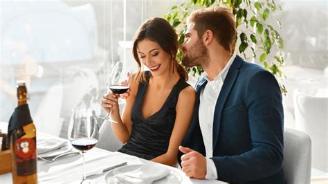 Diante de uma proposta de sexo no primeiro encontro quem é você