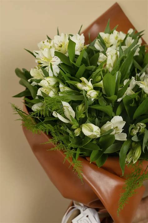 Classy Flower Bouquet Florabel