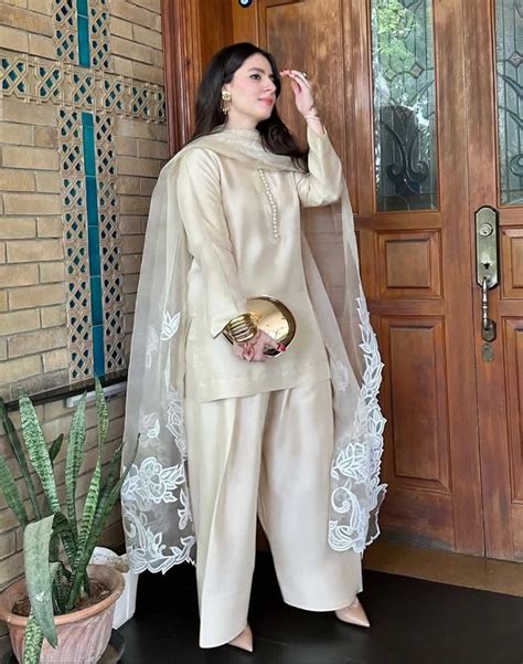 Pin By Priyanka Yadav On Suit Stitching In 2025 Quick Outfits Simple