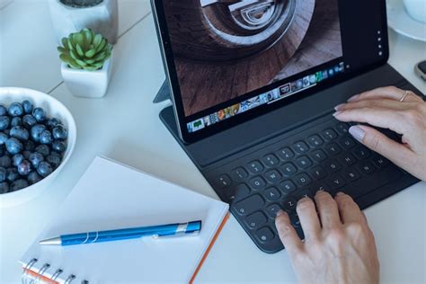 Premium Photo Woman Hand Typing On Keyboard Of Tablet