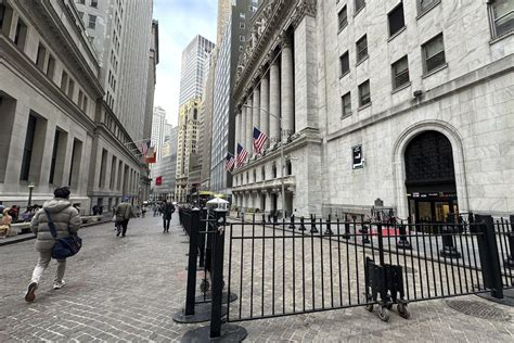 Yield Curve Disinversion Is The Recession Signal To Watch The Globe