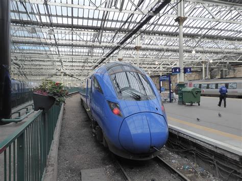 A Lumo Class 800 At Edinburgh Waverly Ruktrains