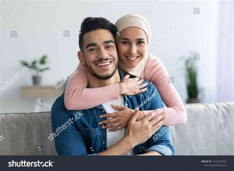 Cinta Itu Punya Banyak Bahasa Inilah Cara Cowok Dan Cewek