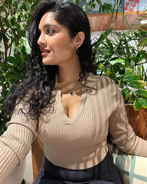 Ritika Singh Rbeautifulindianwomen
