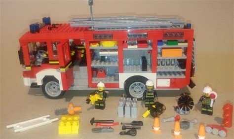LEGO IDEAS Realistic Fire Engine