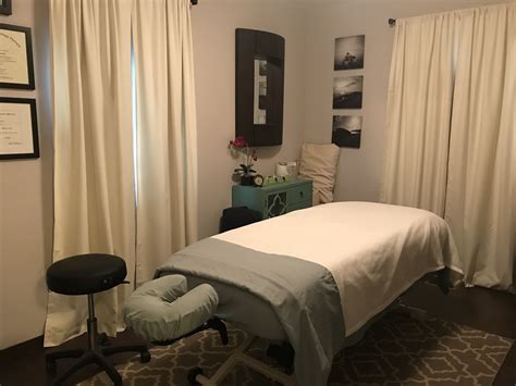 Massagee Healthy Weighs Wellness Center