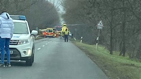 Durva Karambol Fiatal N Halt Meg A Balesetben