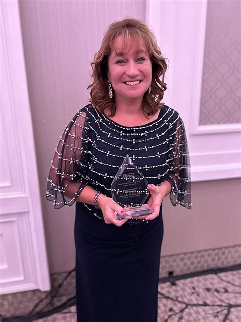 Jennifer Van Noort Honorée Par Le Réseau Des Femmes Daffaires L