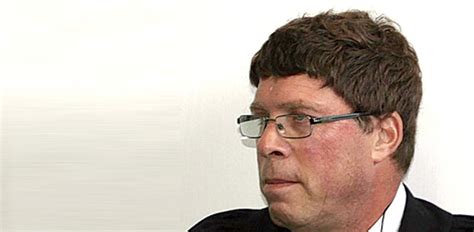 עוד שחר בן מאיר העותר נגד מולכו מבקש להמשיך בעתירה גלובס