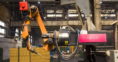 what is robotic welding how it works advantages welding robots abagy