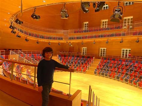 ფოტო ვინ არის ქართველი ვუნდერკინდი რომელმაც ბერლინის მუსიკალური სამყარო შოკში ჩააგდო