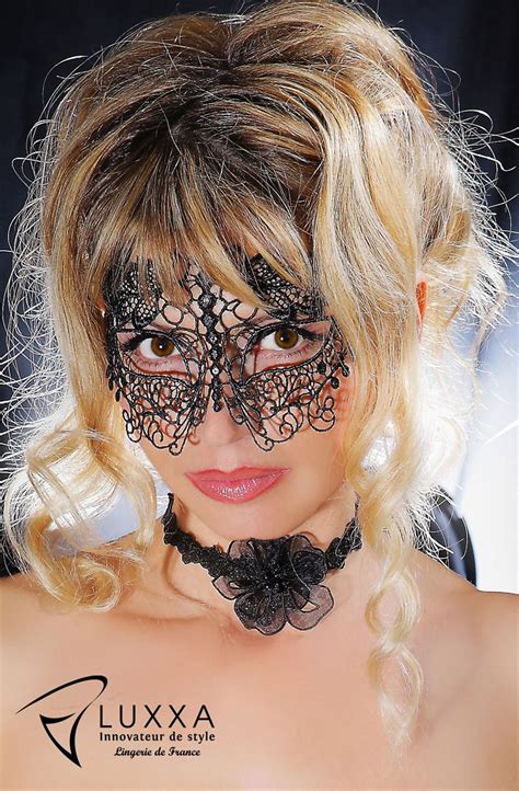 Luxxa Accessoire Loup En Gros Plan Lingerie Ligne Love Noir