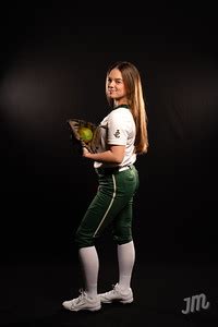 2026 Softball Black Backdrop Ellie Watson Jesuit Media Photography