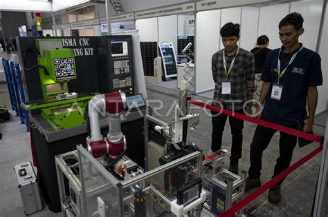 Pameran teknologi dan inovasi robotika | ANTARA Foto