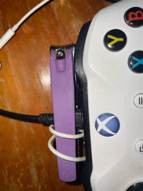 Controller Batteries Dont Work And Usbc Cable Is Not Plugging In Fully