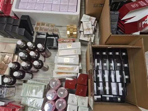 哪里可以找到进口美妆供应链 知乎