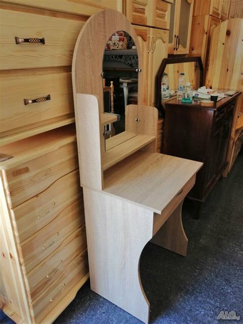 Тоалетка ПДЧ Дъб сонома Налична Друга мебел Мебели за дома и офиса Пловдив Тоалетка