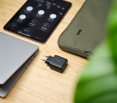 Trust Com Maxo W USB C Charger