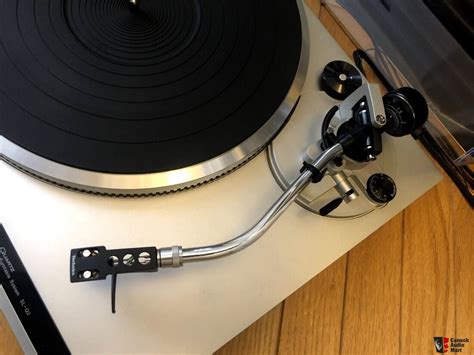 Technics SL Q2 Direct Drive Quartz Lock Semi Auto Turntable In Excellent Condition Photo