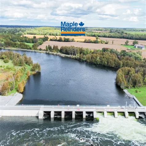 Sustainablebuilding Innovativeconstruction Buildingexcellence… Maple Reinders