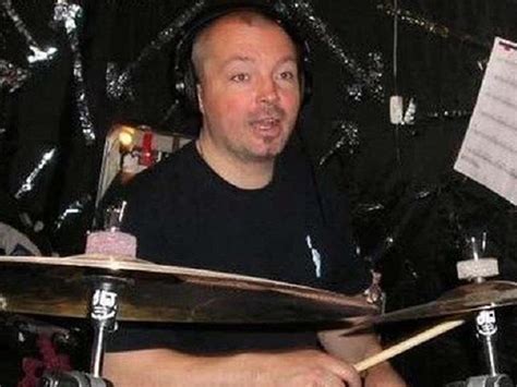 Экс клавишника группы «Би 2 Плявина нашли мертвым в Москве в луже крови