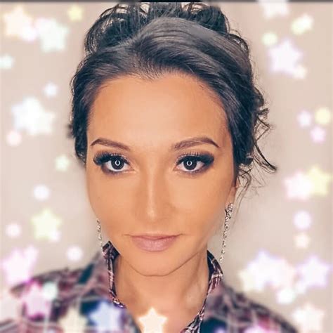 Julia Fact Threads Say More