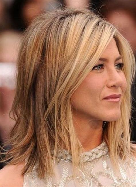 10 Iconic Hairstyles That Prove Jennifer Aniston Can Pull Off Any Look