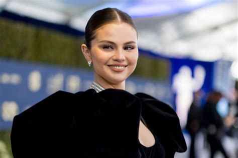 Galerie Foto: Selena Gomez a dezv&luit motivul pentru care s-a îngr&șat ...