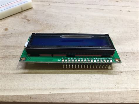 Arduinoで温度を測りlcdに表示する 電子計算機の操縦桿