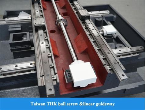 SMTCL CNC Axis Milling Machine VMC Q Universal Axis Vertical Machining Center