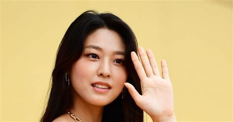 설현 Fnc 떠난다…10년 만에 결별 전속계약 종료[전문]