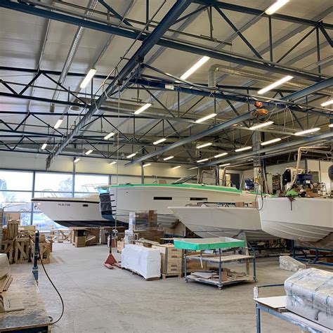 Deltaetesian31 Etesian Marine