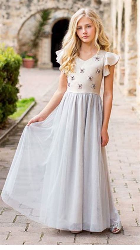 Pin By Kim Ellsworth On Winter Wedding Ideas Preteen Clothing Preteen Fashion Cute Girl Dresses