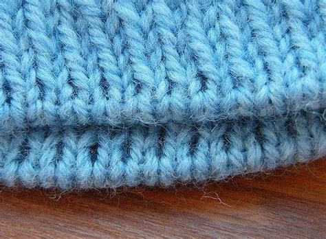 Волшебный набор петель спицами, при котором край изделия получается как ...